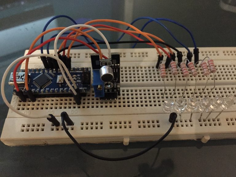 Arduino noise levels sensor with LEDS - Officialhrm